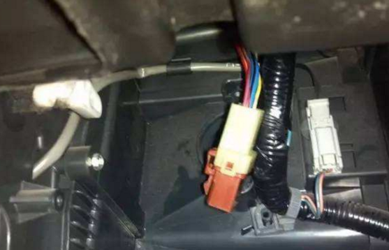 What is a Blower Motor Resistor? And How do You Test It?