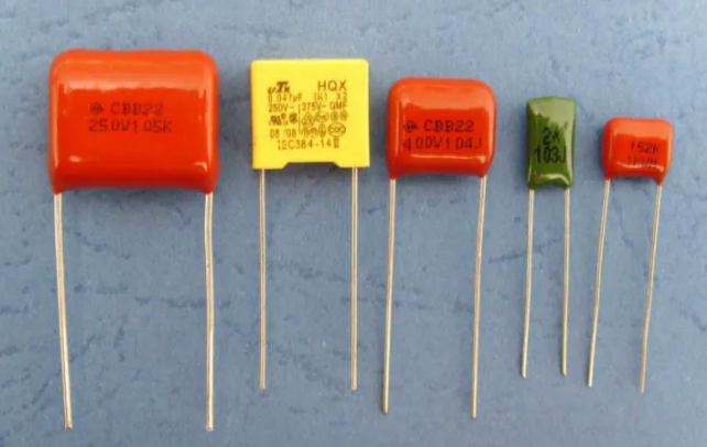 A Guide to Understand Capacitor Symbols